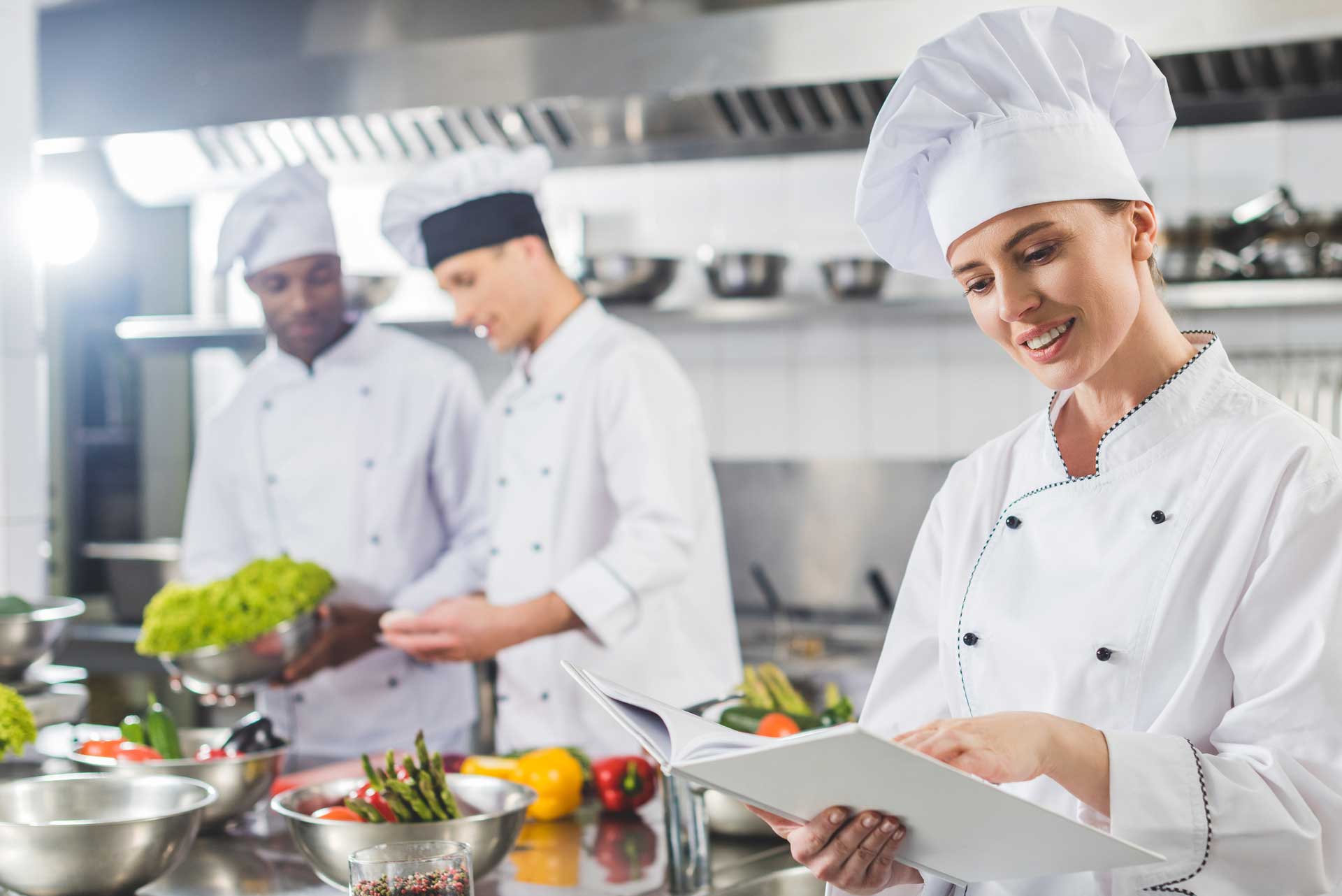 Meet Our Talented Chef Team at Drew's Market